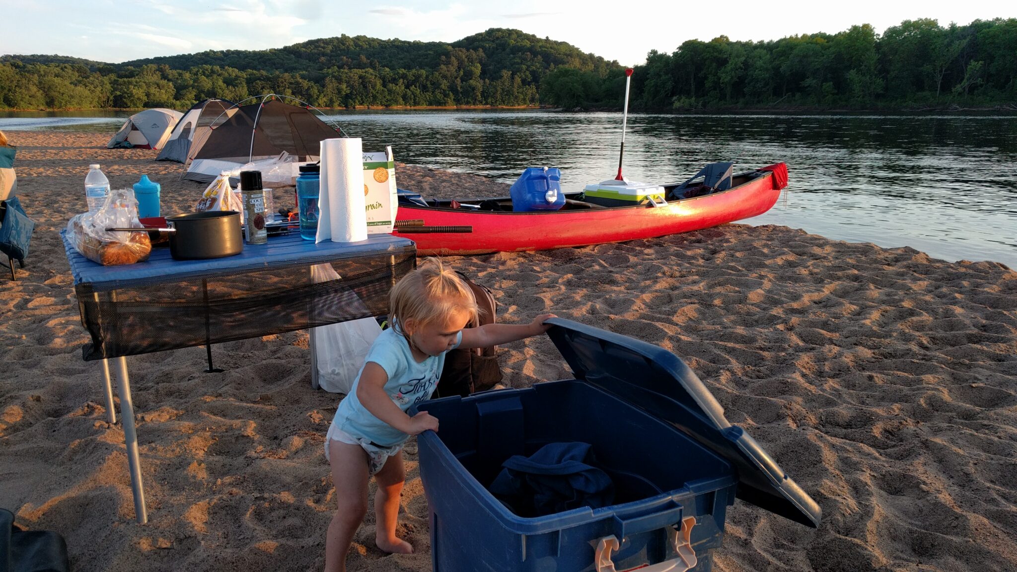 Wisconsin Canoe Company – Canoe the Wisconsin!